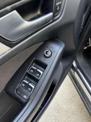 Grey Audi SQ5 2014 in Alytus, with an engine capacity of 3.00 L and mileage of 288 thousand km for 9950 €, photo 24 on AUTOMOTO.COM.LV