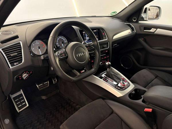 Grey Audi SQ5 2014 in Marijampole, with an engine capacity of 2.97 L and mileage of 274 thousand km for 14850 €, photo 3 on AUTOMOTO.COM.LV