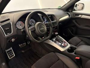 Grey Audi SQ5 2014 in Marijampole, with an engine capacity of 2.97 L and mileage of 274 thousand km for 14850 €, photo 3 on AUTOMOTO.COM.LV