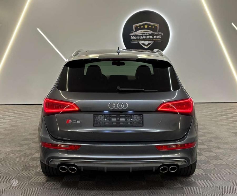 Grey Audi SQ5 2014 in Marijampole, with an engine capacity of 2.97 L and mileage of 274 thousand km for 14850 €, photo 17 on AUTOMOTO.COM.LV