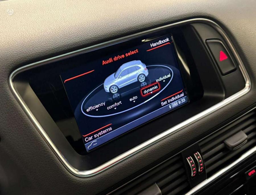 Grey Audi SQ5 2014 in Marijampole, with an engine capacity of 2.97 L and mileage of 274 thousand km for 14850 €, photo 24 on AUTOMOTO.COM.LV