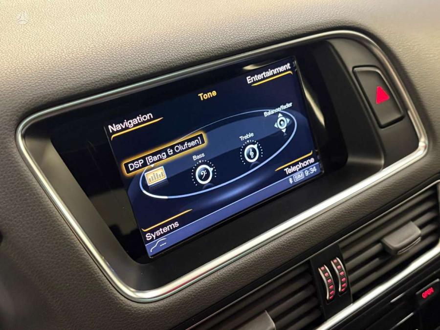Grey Audi SQ5 2014 in Marijampole, with an engine capacity of 2.97 L and mileage of 274 thousand km for 14850 €, photo 25 on AUTOMOTO.COM.LV