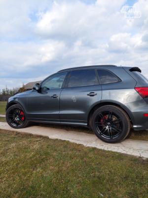 Grey Audi SQ5 2015 in Prienai, with an engine capacity of 3.00 L and mileage of 227 thousand km for 17950 €, photo 6 on AUTOMOTO.COM.LV