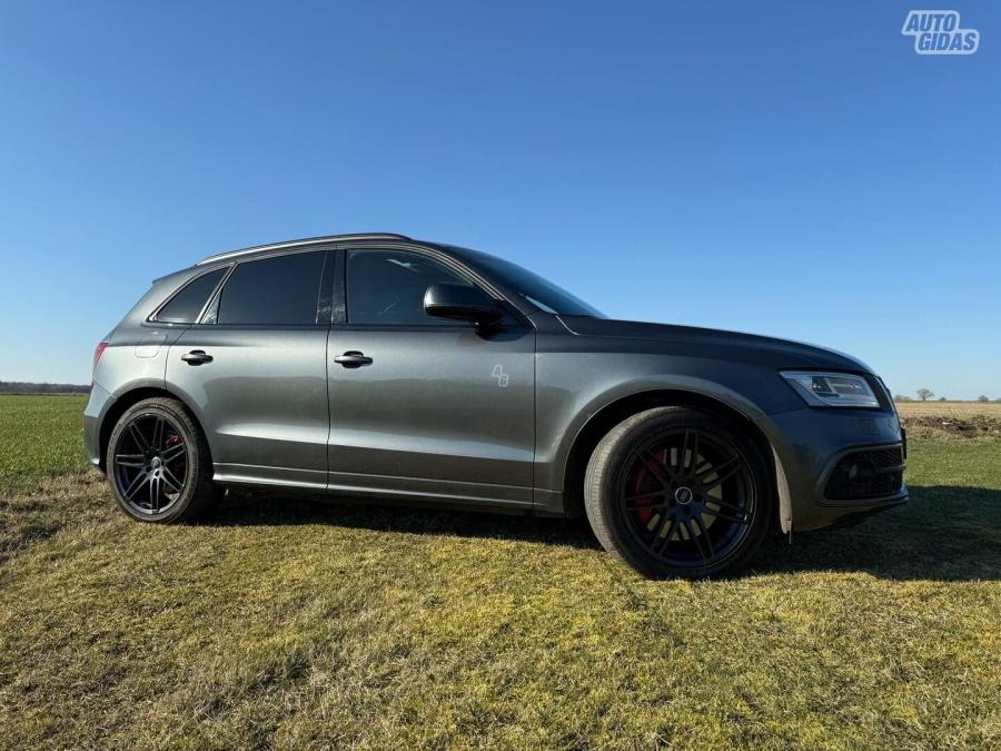 Grey Audi SQ5 2015 in Prienai, with an engine capacity of 3.00 L and mileage of 227 thousand km for 17950 €, photo 7 on AUTOMOTO.COM.LV