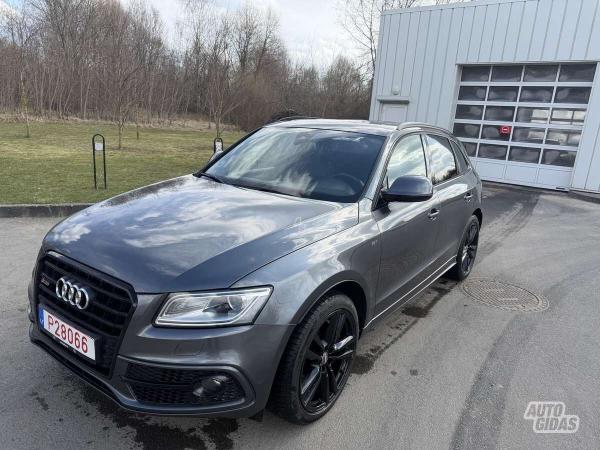 Grey Audi SQ5 2015 in Panevezys, with an engine capacity of 3.00 L and mileage of 282 thousand km for 15000 €, photo 2 on AUTOMOTO.COM.LV