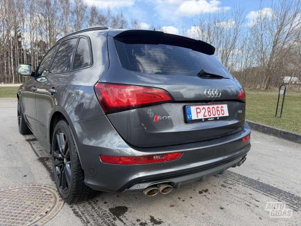 Grey Audi SQ5 2015 in Panevezys, with an engine capacity of 3.00 L and mileage of 282 thousand km for 15000 €, photo 9 on AUTOMOTO.COM.LV