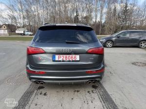 Pelēks Audi SQ5 2015 Panevēža, ar dzinēja tilpumu 3.00 L un nobraukumu 282 tūkst. km par 15000 €, foto 12 vietnē AUTOMOTO.COM.LV
