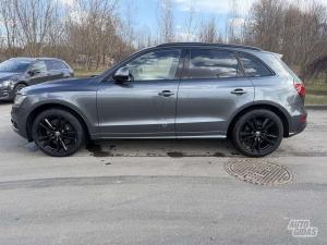 Pelēks Audi SQ5 2015 Panevēža, ar dzinēja tilpumu 3.00 L un nobraukumu 282 tūkst. km par 15000 €, foto 13 vietnē AUTOMOTO.COM.LV
