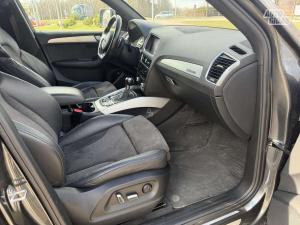 Pelēks Audi SQ5 2015 Panevēža, ar dzinēja tilpumu 3.00 L un nobraukumu 282 tūkst. km par 15000 €, foto 16 vietnē AUTOMOTO.COM.LV