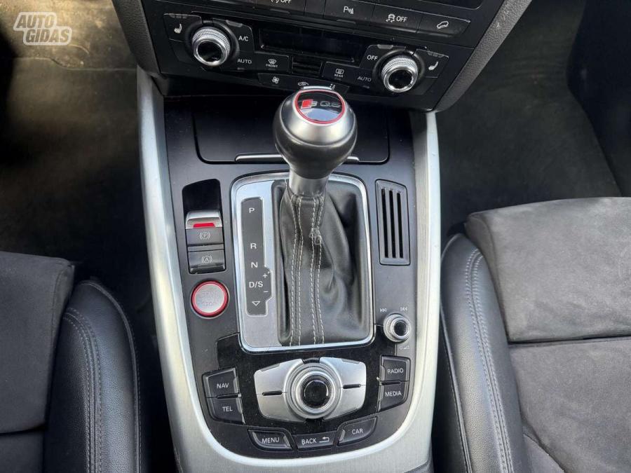 Pelēks Audi SQ5 2015 Panevēža, ar dzinēja tilpumu 3.00 L un nobraukumu 282 tūkst. km par 15000 €, foto 20 vietnē AUTOMOTO.COM.LV