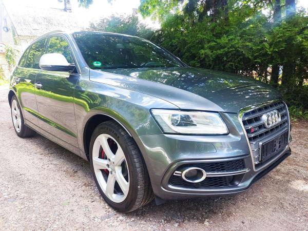 Grey Audi SQ5 2015 in Utena, with an engine capacity of 2.97 L and mileage of 245 thousand km for 16250 €, photo 1 on AUTOMOTO.COM.LV