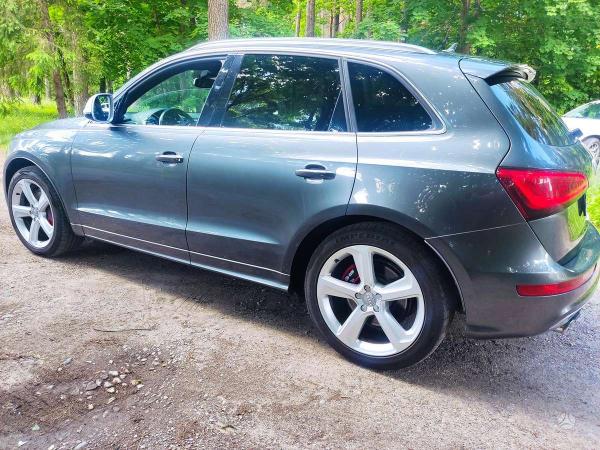 Grey Audi SQ5 2015 in Utena, with an engine capacity of 2.97 L and mileage of 245 thousand km for 16250 €, photo 4 on AUTOMOTO.COM.LV