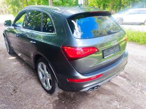 Grey Audi SQ5 2015 in Utena, with an engine capacity of 2.97 L and mileage of 245 thousand km for 16250 €, photo 6 on AUTOMOTO.COM.LV