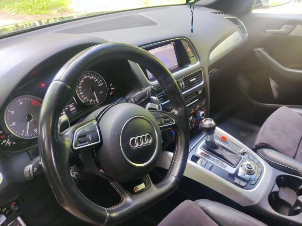 Grey Audi SQ5 2015 in Utena, with an engine capacity of 2.97 L and mileage of 245 thousand km for 16250 €, photo 9 on AUTOMOTO.COM.LV