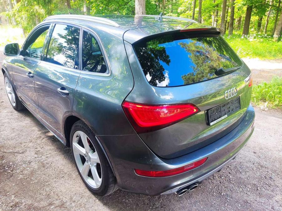 Grey Audi SQ5 2015 in Utena, with an engine capacity of 2.97 L and mileage of 245 thousand km for 16250 €, photo 18 on AUTOMOTO.COM.LV