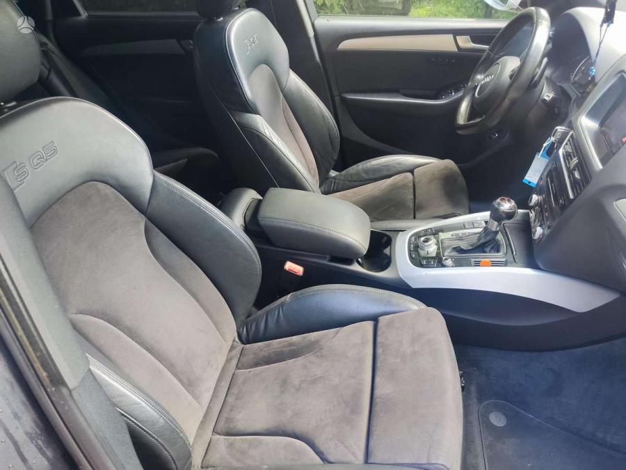 Grey Audi SQ5 2015 in Utena, with an engine capacity of 2.97 L and mileage of 245 thousand km for 16250 €, photo 27 on AUTOMOTO.COM.LV