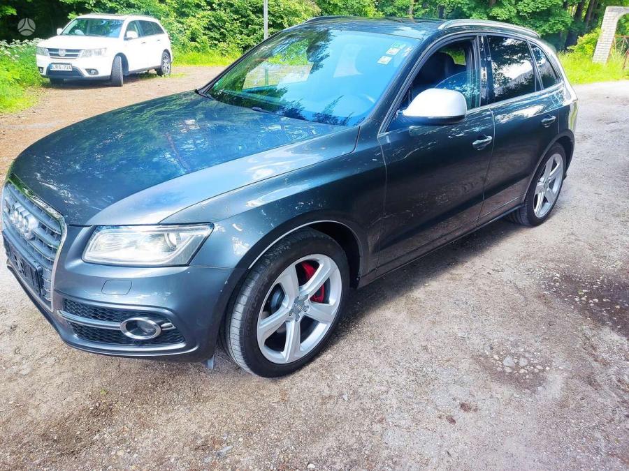 Grey Audi SQ5 2015 in Utena, with an engine capacity of 2.97 L and mileage of 245 thousand km for 16250 €, photo 30 on AUTOMOTO.COM.LV