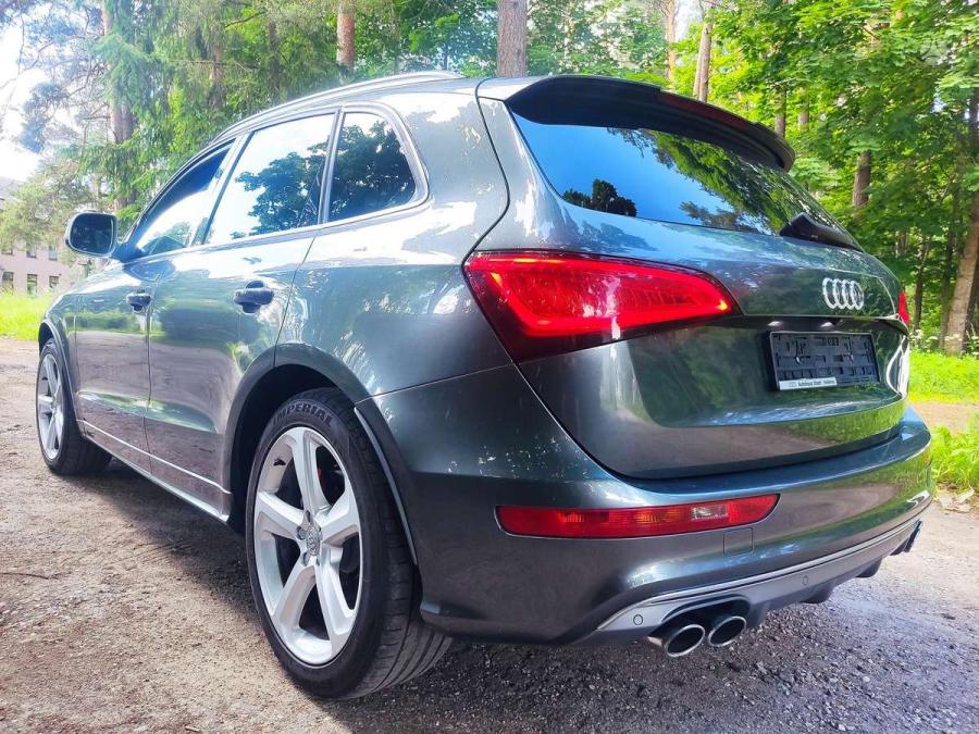 Grey Audi SQ5 2015 in Utena, with an engine capacity of 2.97 L and mileage of 245 thousand km for 16250 €, photo 35 on AUTOMOTO.COM.LV