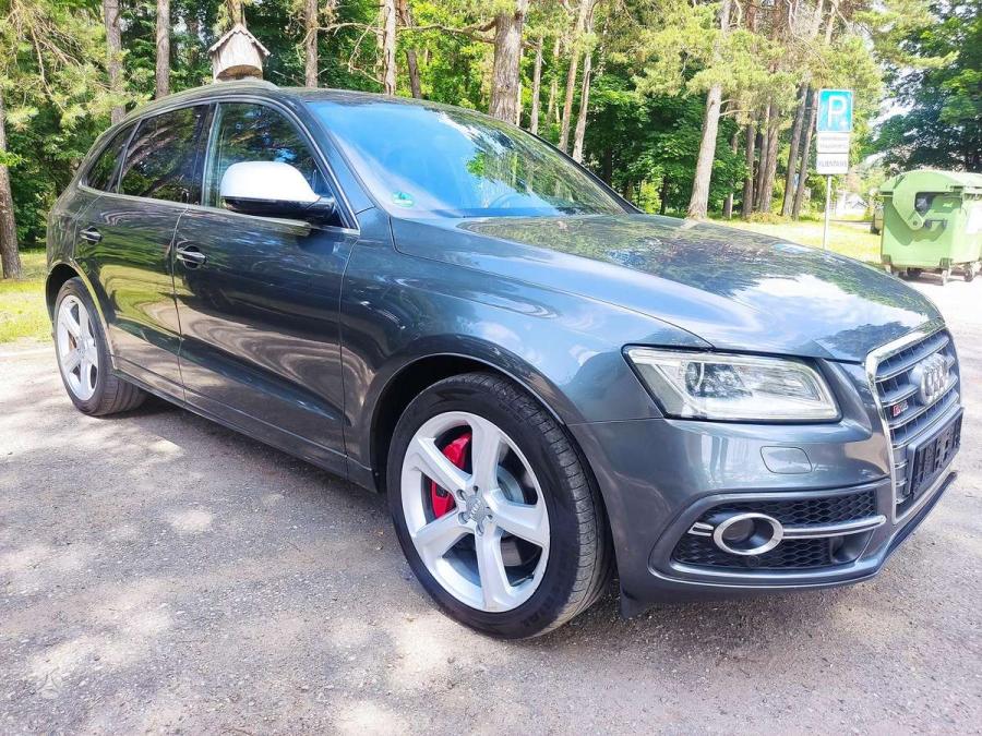 Grey Audi SQ5 2015 in Utena, with an engine capacity of 2.97 L and mileage of 246 thousand km for 16350 €, photo 7 on AUTOMOTO.COM.LV