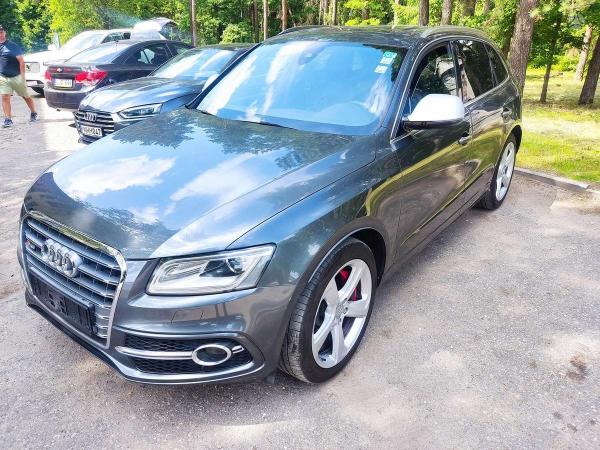 Grey Audi SQ5 2015 in Utena, with an engine capacity of 2.97 L and mileage of 246 thousand km for 16350 €, photo 7 on AUTOMOTO.COM.LV