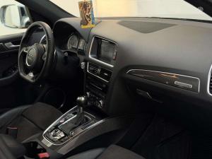 Grey Audi SQ5 2015 in Vilnius, with an engine capacity of 3.00 L and mileage of 169 thousand km for 13990 €, photo 15 on AUTOMOTO.COM.LV