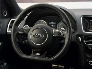 Pelēks Audi SQ5 2015 Viļņa, ar dzinēja tilpumu 3.00 L un nobraukumu 169 tūkst. km par 13990 €, foto 21 vietnē AUTOMOTO.COM.LV
