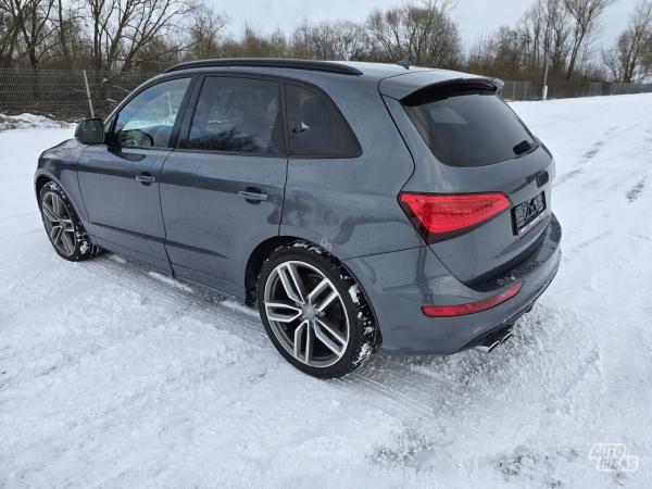 Grey Audi SQ5 2016 in Marijampole, with an engine capacity of 3.00 L and mileage of 238 thousand km for 11500 €, photo 6 on AUTOMOTO.COM.LV