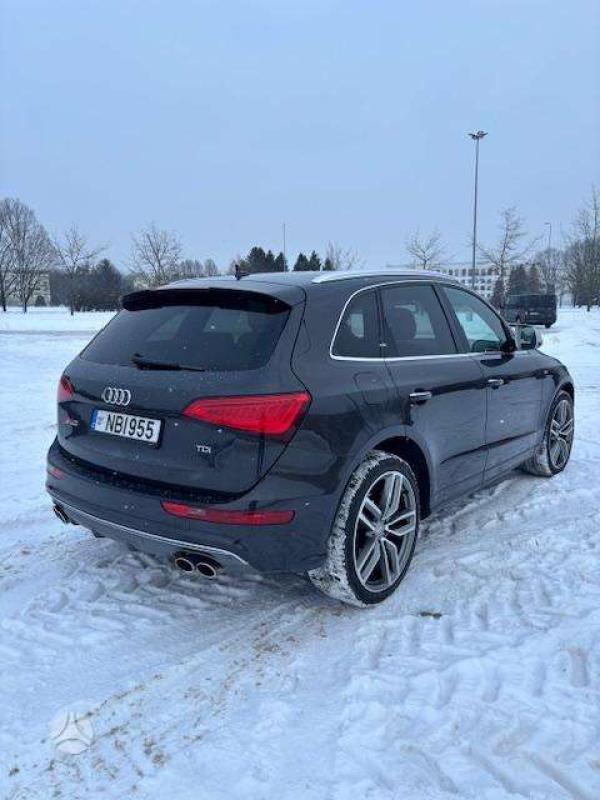 Pelēks Audi SQ5 2016 Kauņa, ar dzinēja tilpumu 2.97 L un nobraukumu 244 tūkst. km par 16500 €, foto 3 vietnē AUTOMOTO.COM.LV