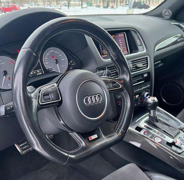 Pelēks Audi SQ5 2016 Kauņa, ar dzinēja tilpumu 2.97 L un nobraukumu 244 tūkst. km par 16500 €, foto 5 vietnē AUTOMOTO.COM.LV