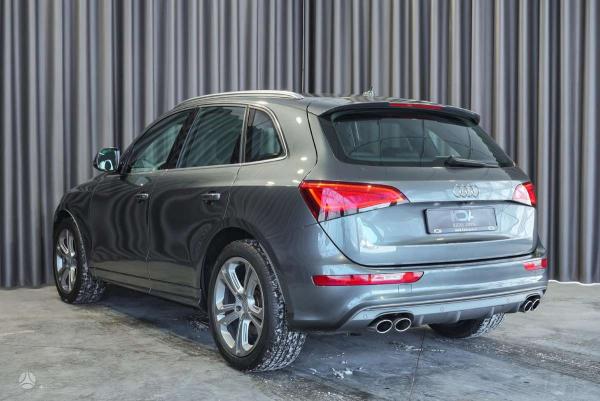 Grey Audi SQ5 2016 in Marijampole, with an engine capacity of 2.97 L and mileage of 246 thousand km for 16850 €, photo 8 on AUTOMOTO.COM.LV