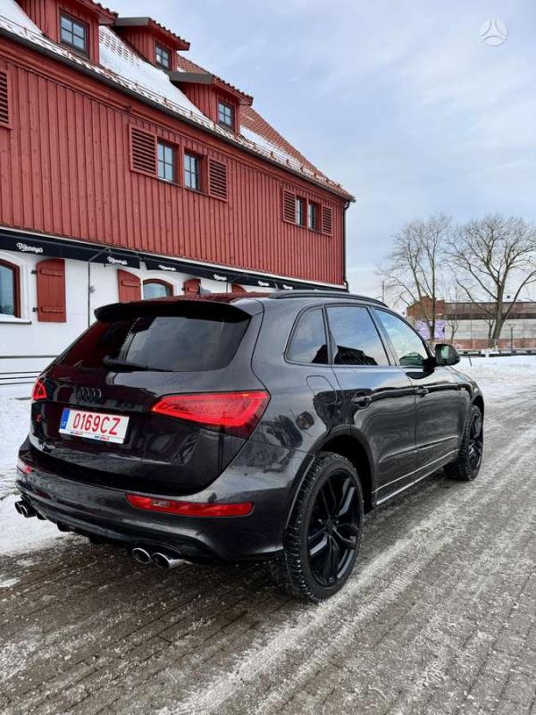 Pelēks Audi SQ5 2016 Klaipėda, ar dzinēja tilpumu 3.00 L un nobraukumu 61 tūkst. km par 18900 €, foto 1 vietnē AUTOMOTO.COM.LV