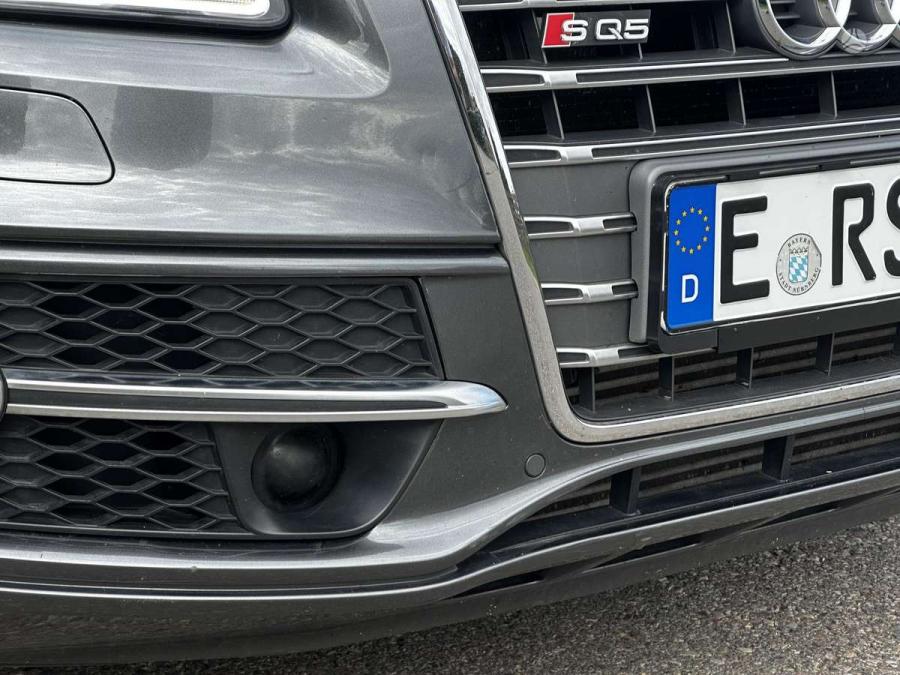 Grey Audi SQ5 2016 in Vilnius, with an engine capacity of 2.97 L and mileage of 190 thousand km for 16950 €, photo 17 on AUTOMOTO.COM.LV