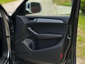 Grey Audi SQ5 2016 in Vilnius, with an engine capacity of 2.97 L and mileage of 190 thousand km for 16950 €, photo 18 on AUTOMOTO.COM.LV