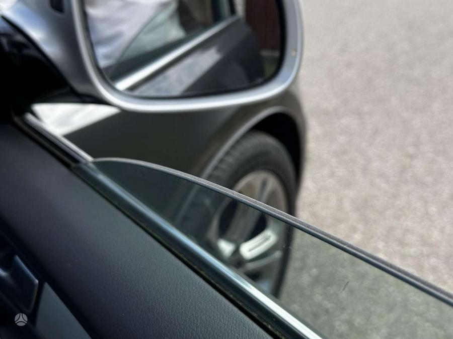 Grey Audi SQ5 2016 in Vilnius, with an engine capacity of 2.97 L and mileage of 190 thousand km for 16950 €, photo 19 on AUTOMOTO.COM.LV