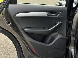 Grey Audi SQ5 2016 in Vilnius, with an engine capacity of 2.97 L and mileage of 190 thousand km for 16950 €, photo 22 on AUTOMOTO.COM.LV