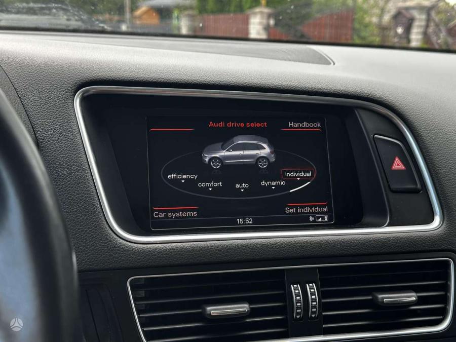 Grey Audi SQ5 2016 in Vilnius, with an engine capacity of 2.97 L and mileage of 190 thousand km for 16950 €, photo 41 on AUTOMOTO.COM.LV