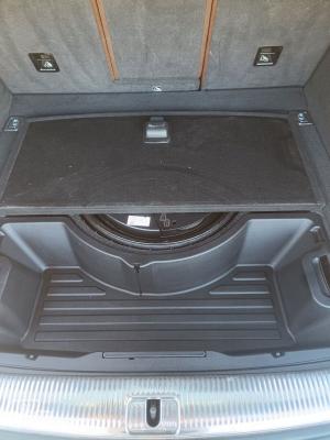 Pelēks Audi SQ5 2016 Plungė, ar dzinēja tilpumu 3.00 L un nobraukumu 175 tūkst. km par 13500 €, foto 15 vietnē AUTOMOTO.COM.LV