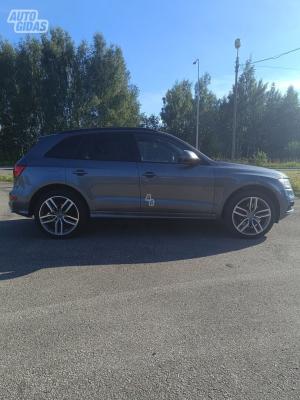 Grey Audi SQ5 2016 in Plunge, with an engine capacity of 3.00 L and mileage of 175 thousand km for 13500 €, photo 12 on AUTOMOTO.COM.LV