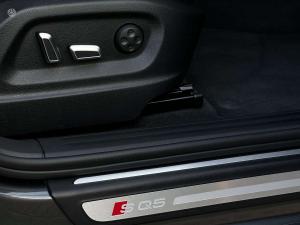 Pelēks Audi SQ5 2016 Viļņa, ar dzinēja tilpumu 2.97 L un nobraukumu 200 tūkst. km par 18999 €, foto 23 vietnē AUTOMOTO.COM.LV