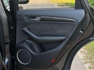 Pelēks Audi SQ5 2016 Viļņa, ar dzinēja tilpumu 2.97 L un nobraukumu 200 tūkst. km par 18999 €, foto 24 vietnē AUTOMOTO.COM.LV