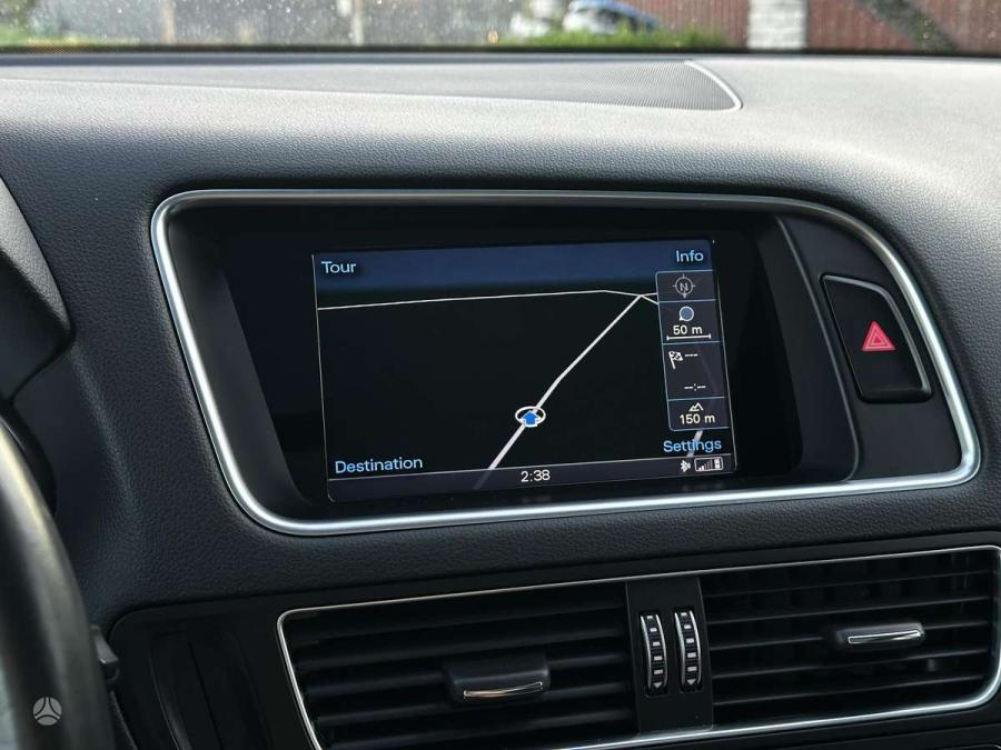 Pelēks Audi SQ5 2016 Viļņa, ar dzinēja tilpumu 2.97 L un nobraukumu 200 tūkst. km par 18999 €, foto 44 vietnē AUTOMOTO.COM.LV