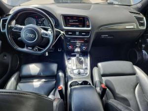 Pelēks Audi SQ5 2016 Viļņa, ar dzinēja tilpumu 3.00 L un nobraukumu 167 tūkst. km par 6999 €, foto 8 vietnē AUTOMOTO.COM.LV