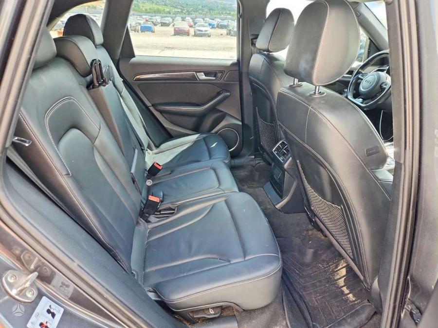 Pelēks Audi SQ5 2016 Viļņa, ar dzinēja tilpumu 3.00 L un nobraukumu 167 tūkst. km par 6999 €, foto 10 vietnē AUTOMOTO.COM.LV