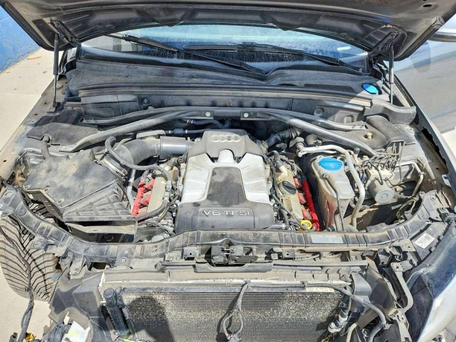 Pelēks Audi SQ5 2016 Viļņa, ar dzinēja tilpumu 3.00 L un nobraukumu 167 tūkst. km par 6999 €, foto 12 vietnē AUTOMOTO.COM.LV