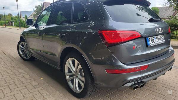 Pelēks Audi SQ5 2016 Jonava, ar dzinēja tilpumu 2.97 L un nobraukumu 245 tūkst. km par 14950 €, foto 5 vietnē AUTOMOTO.COM.LV