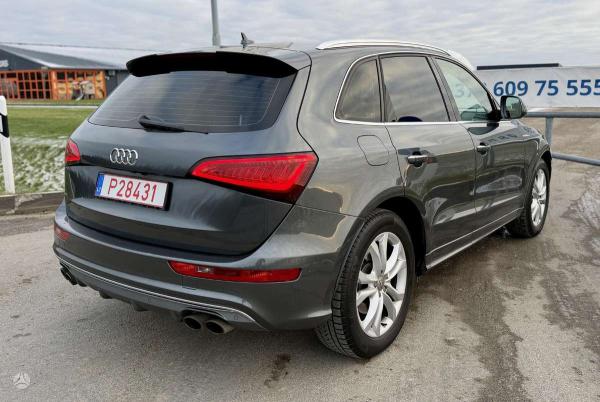 Grey Audi SQ5 2017 in Vilnius, with an engine capacity of 2.97 L and mileage of 265 thousand km for 15399 €, photo 10 on AUTOMOTO.COM.LV