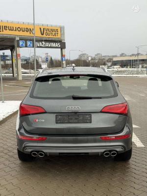 Grey Audi SQ5 2017 in Vilnius, with an engine capacity of 3.00 L and mileage of 230 thousand km for 17850 €, photo 7 on AUTOMOTO.COM.LV