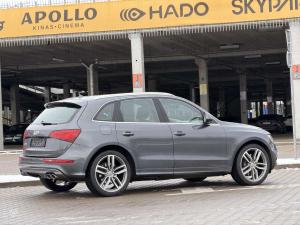 Grey Audi SQ5 2017 in Vilnius, with an engine capacity of 3.00 L and mileage of 230 thousand km for 17850 €, photo 23 on AUTOMOTO.COM.LV