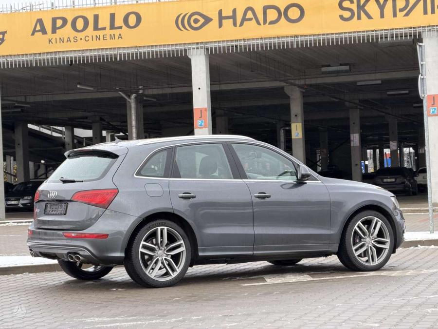 Grey Audi SQ5 2017 in Vilnius, with an engine capacity of 3.00 L and mileage of 230 thousand km for 17850 €, photo 23 on AUTOMOTO.COM.LV