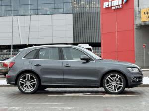 Grey Audi SQ5 2017 in Vilnius, with an engine capacity of 3.00 L and mileage of 230 thousand km for 17850 €, photo 24 on AUTOMOTO.COM.LV